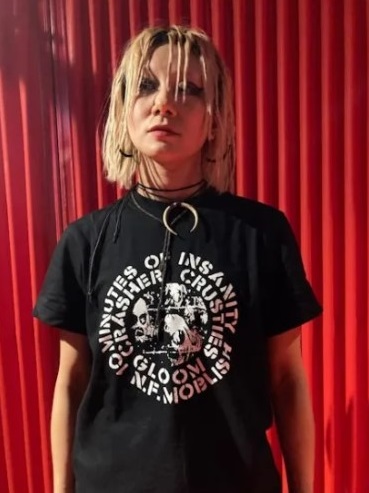 【PUNK】CRUSTWAR レコードレーベル発足、30周年を記念して、GLOOMオフィシャルTシャツ発売!｜ニュース&インフォメーション ...