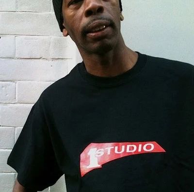 STUDIO ONE RECORDS OFFICIAL T-SHIRT (BLACK/RED) SIZE M/STUDIO ONE ...